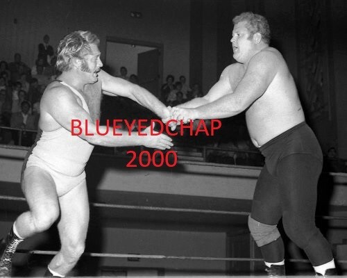 RED BASTIEN VS LARRY HENNIG WRESTLER 8 X 10 WRESTLING PHOTO AWA NWA | eBay