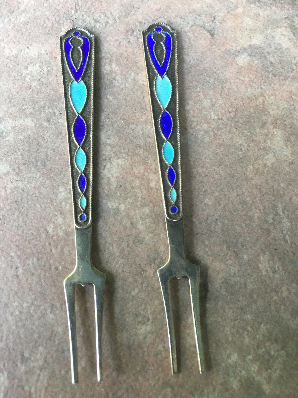 TWO(2) VINTAGE RUSSIAN 875 SILVER & ENAMEL LEMON/OLIVE/SEAFOOD FORKS | eBay
