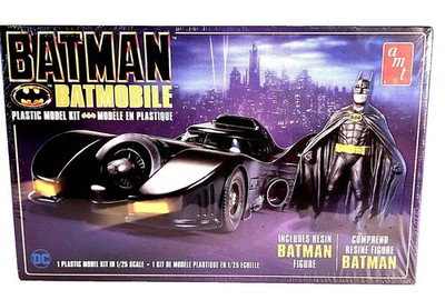 Batman Batmobile AMT Plastic Model Kit w/ Resin Batman Figure 1:25 DC ...