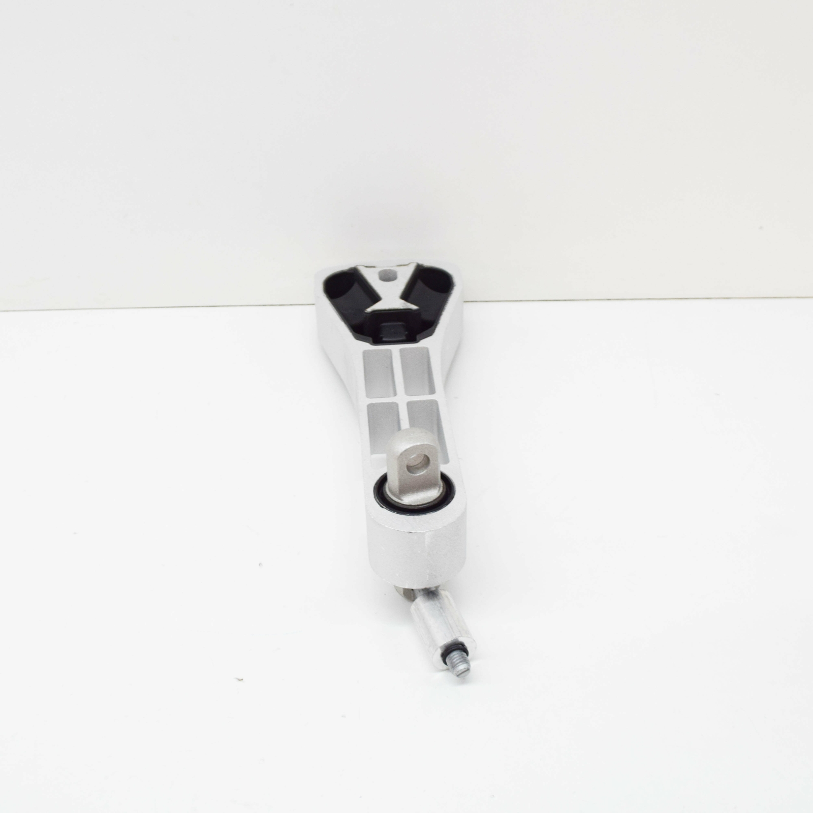 2017 Volvo V90 Front Right Side Engine Mount 31460677 for sale online ...