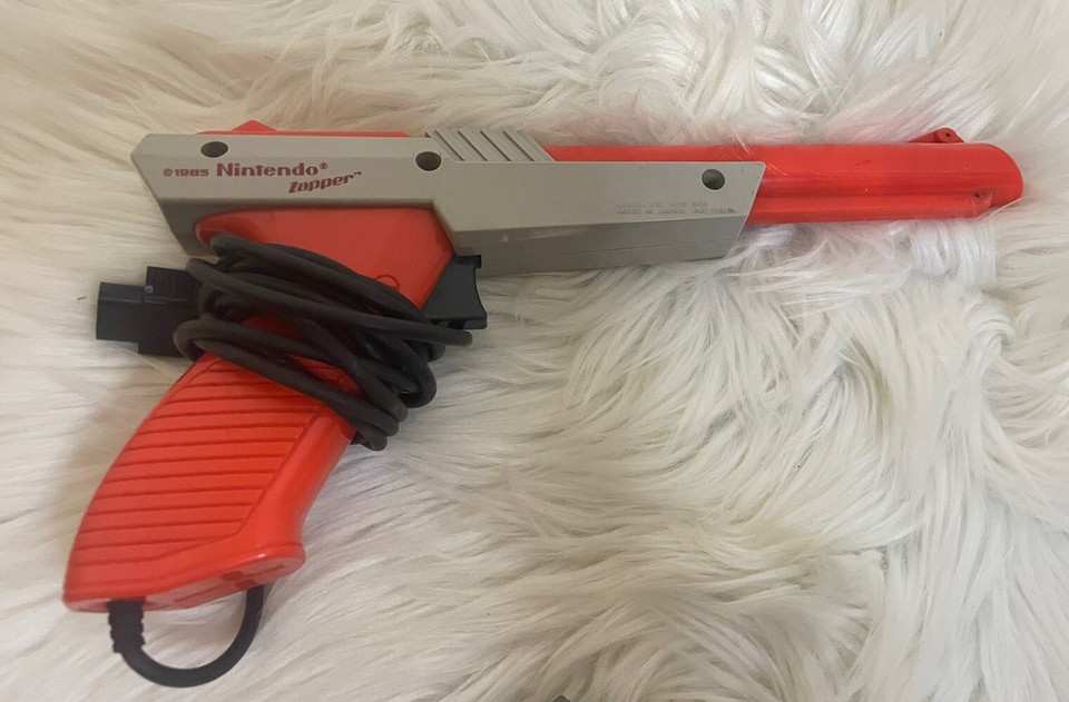 Nintendo NES Zapper Gun Controller Orange W/ Super Mario & Duck Hunt ...