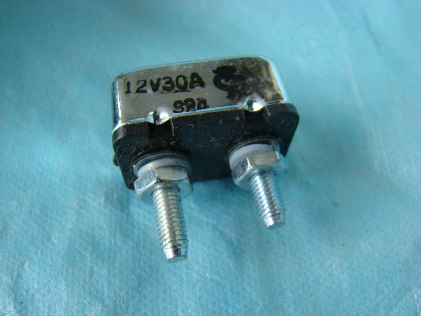 Cole Hersee 30056-30 Circuit Breaker - 1 Pole 30A NOS USA Made | eBay