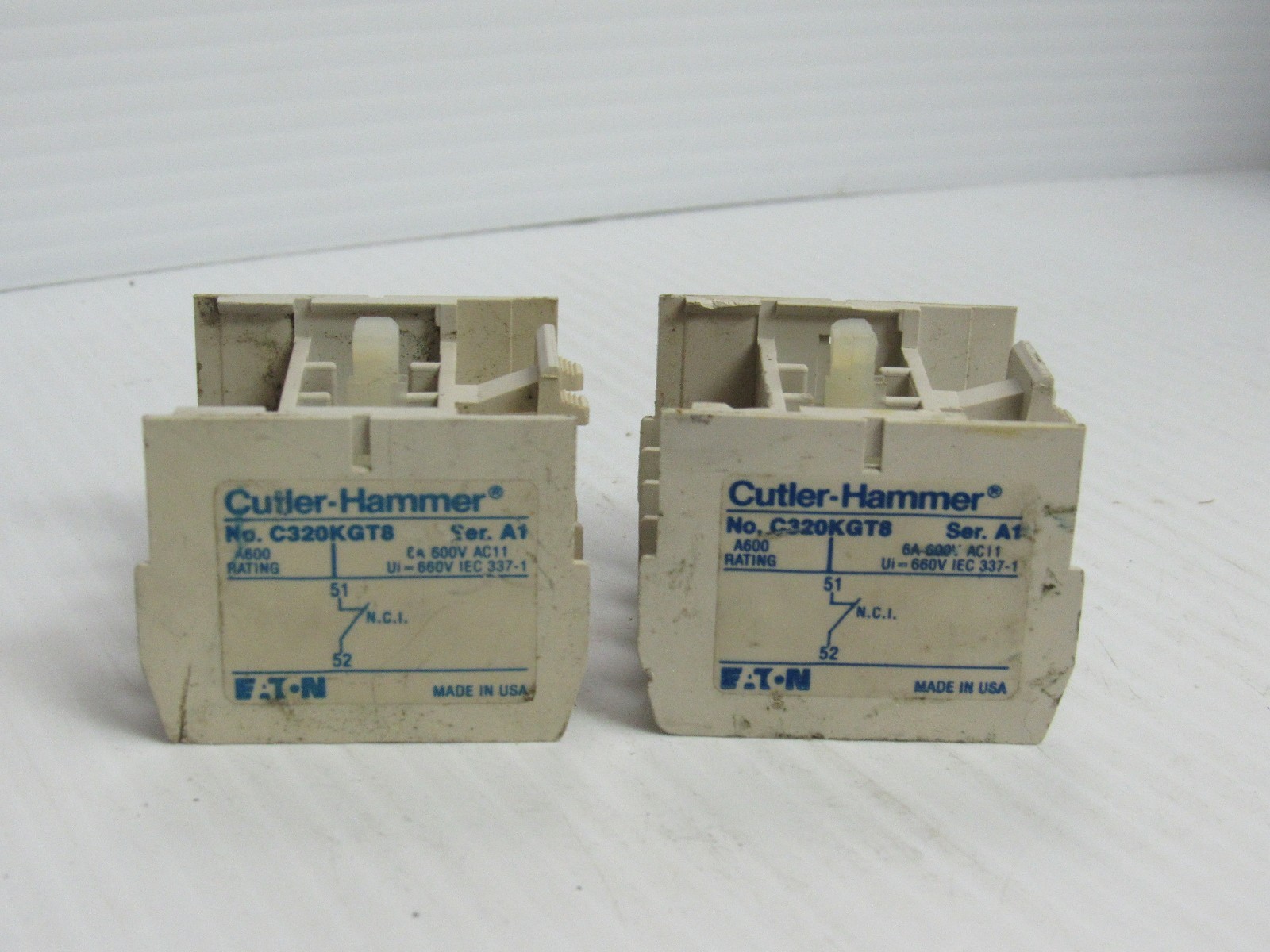 LOT OF 2 CUTLER-HAMMER CONTACT BLOCK C320KGT8 SER A1 600V | eBay
