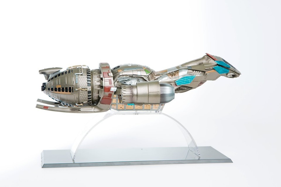 QMx Quantum Mechanix Serenity Cutaway Replica Toy Figure (1:250 Scale ...