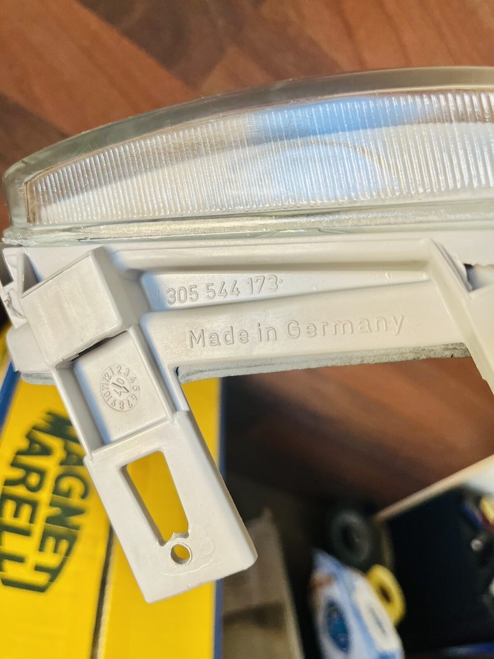 OEM New Mercedes C-Class W202 Headlight Lenses Right & Left Magneti ...