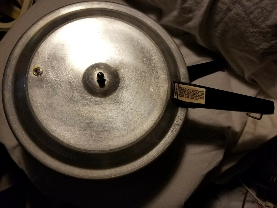 Mirro Matic Pressure Cooker 4 Quart With 1 # 15 Jiggler vtg | eBay