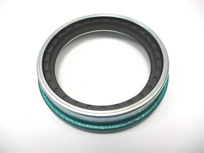 3833576C1 NEW INTERNATIONAL WHEEL SEAL 529261 28758 370150A | eBay