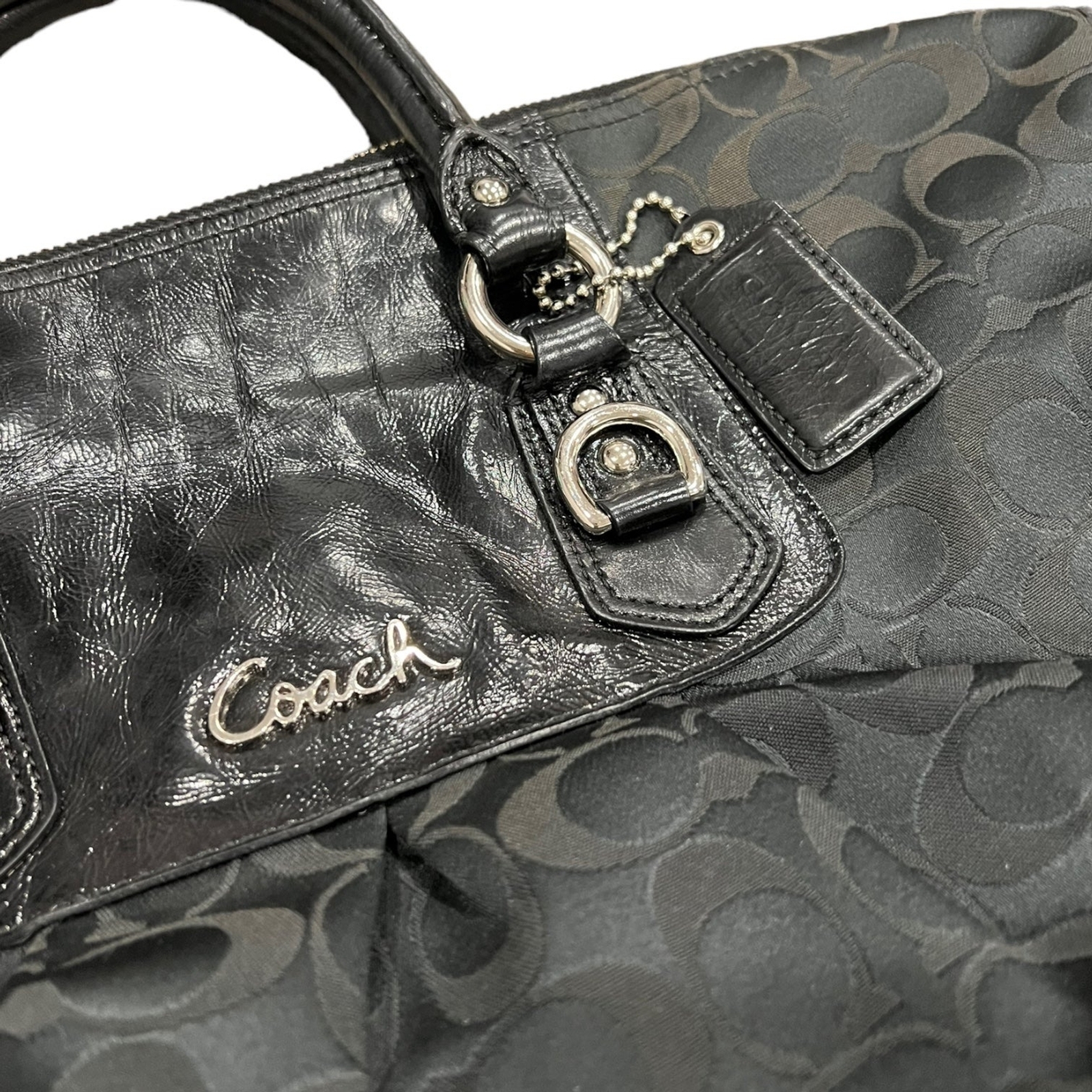 Coach Black Signature Fabric Ashley Handbag - Gem