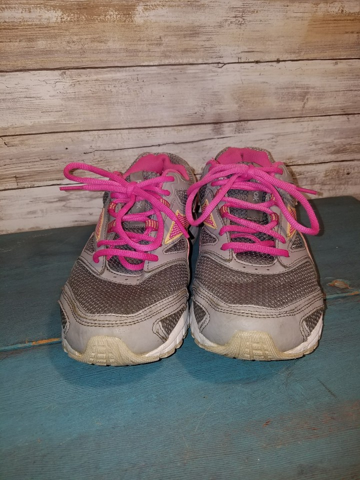 REEBOK RUNNING LADIES 9 SHOES EUC | eBay
