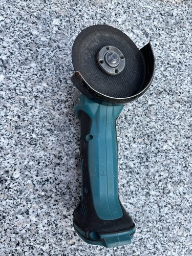 Makita DGA452Z 18V LXT Cordless Angle Grinder *Body Only* 726312617001 ...