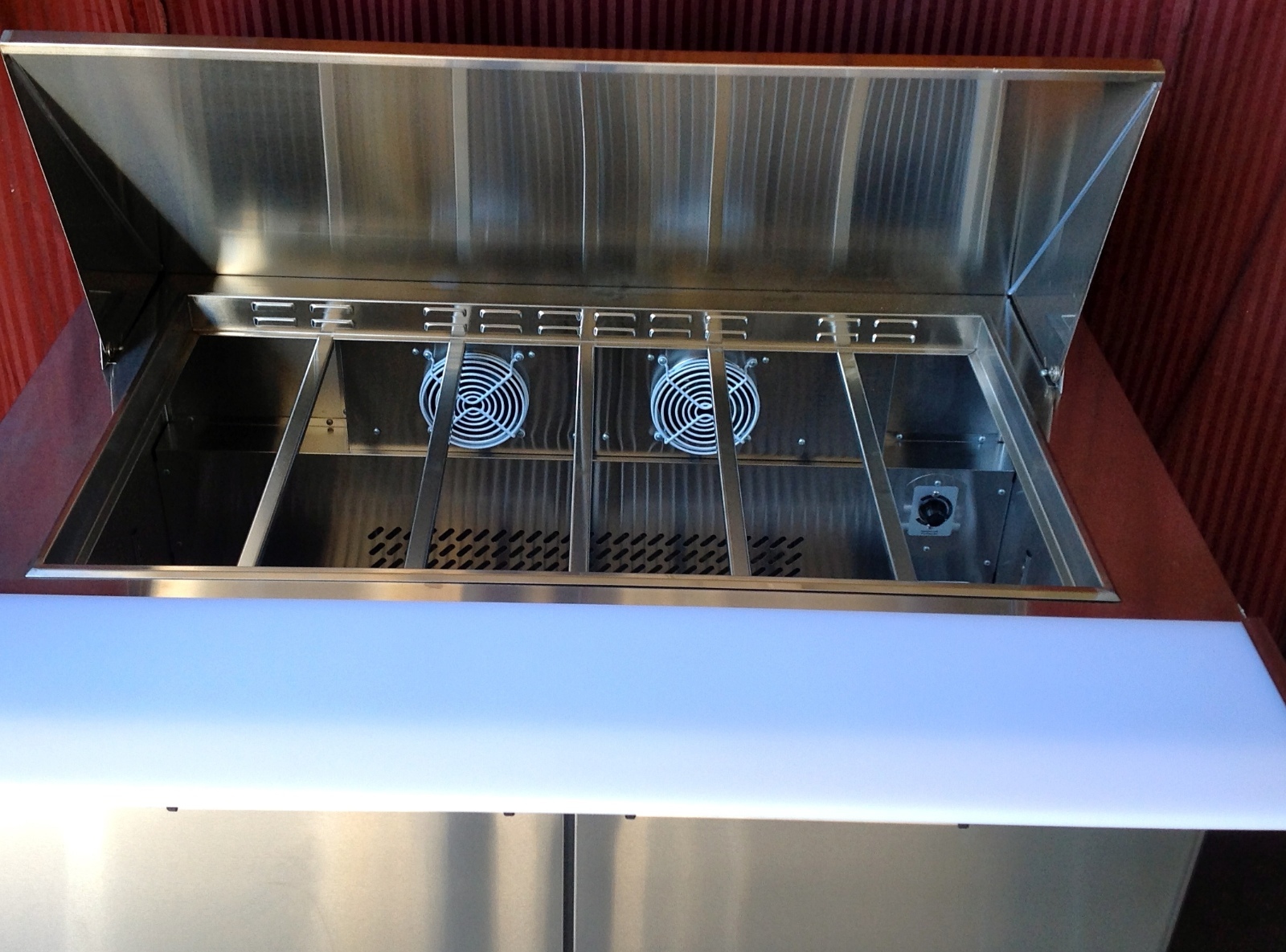 Atosa USA MSF8306GR 48" Two Section Mega Top Sandwich Prep Table 18 Pan ...