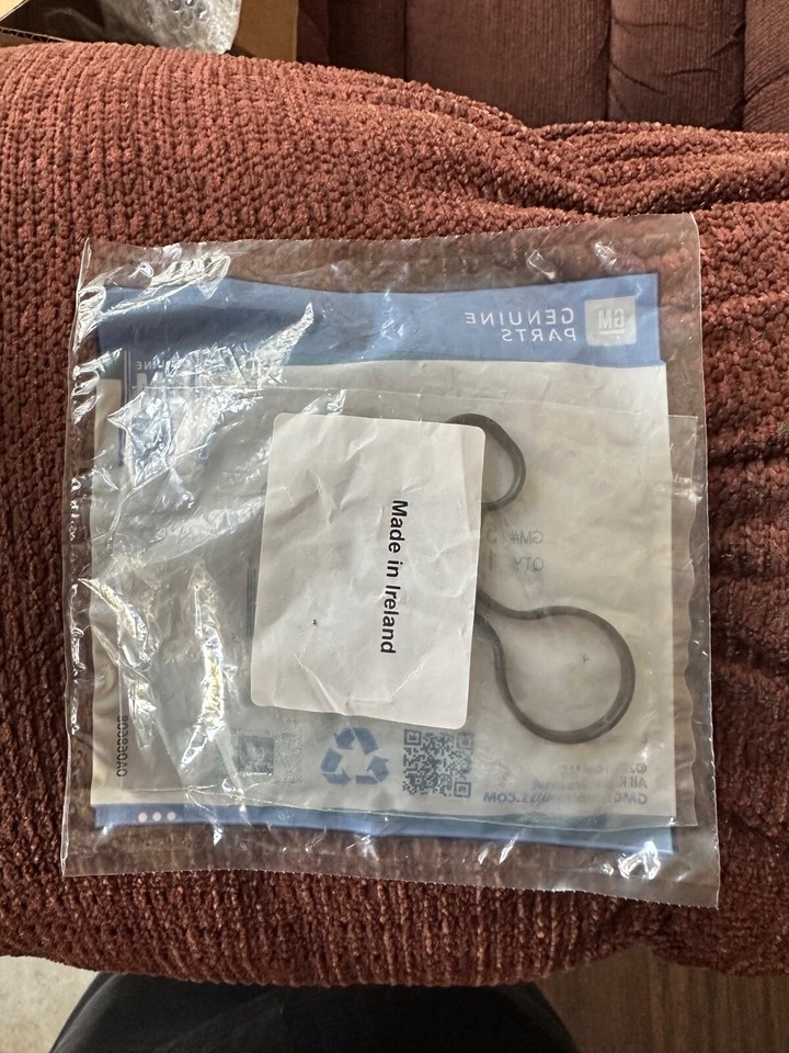 Engine Oil Cooler Housing GM Parts 55565385 | eBay