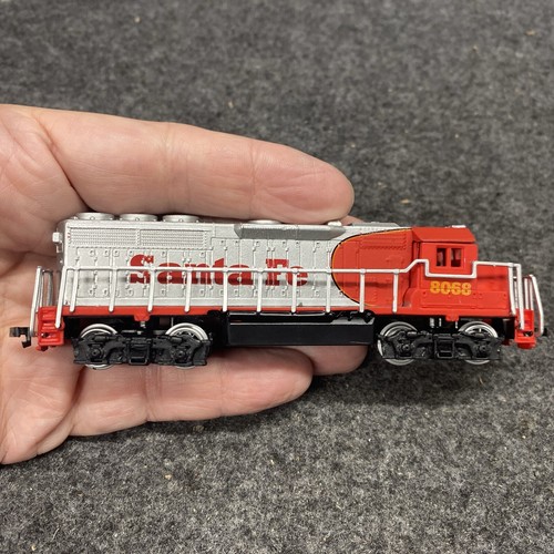 Santa Fe Engine 8068 Die Cast Train - On Track Maisto 1999(DC051524-07 ...