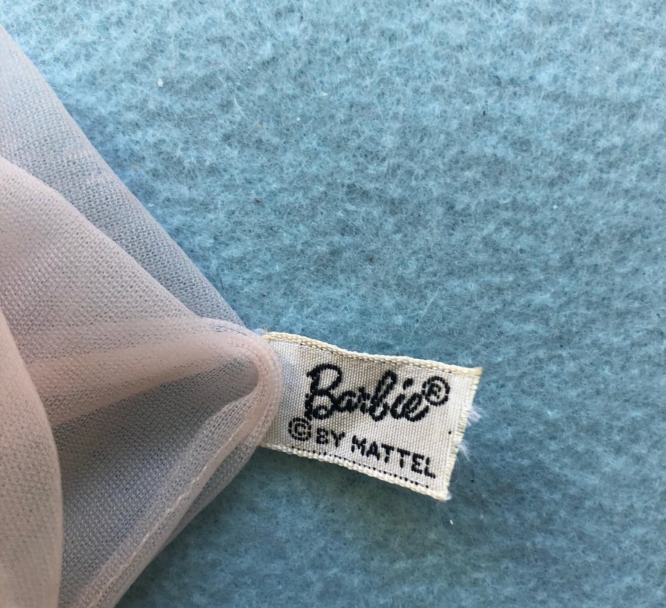 Vintage Barbie #1694 PINK MOONBEAMS - Light Pink Nightgown and Robe ...