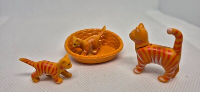 CHATTE ET 2 BEBES CHAT ROUX DANS PANIER ORANGE PLAYMOBIL... | eBay