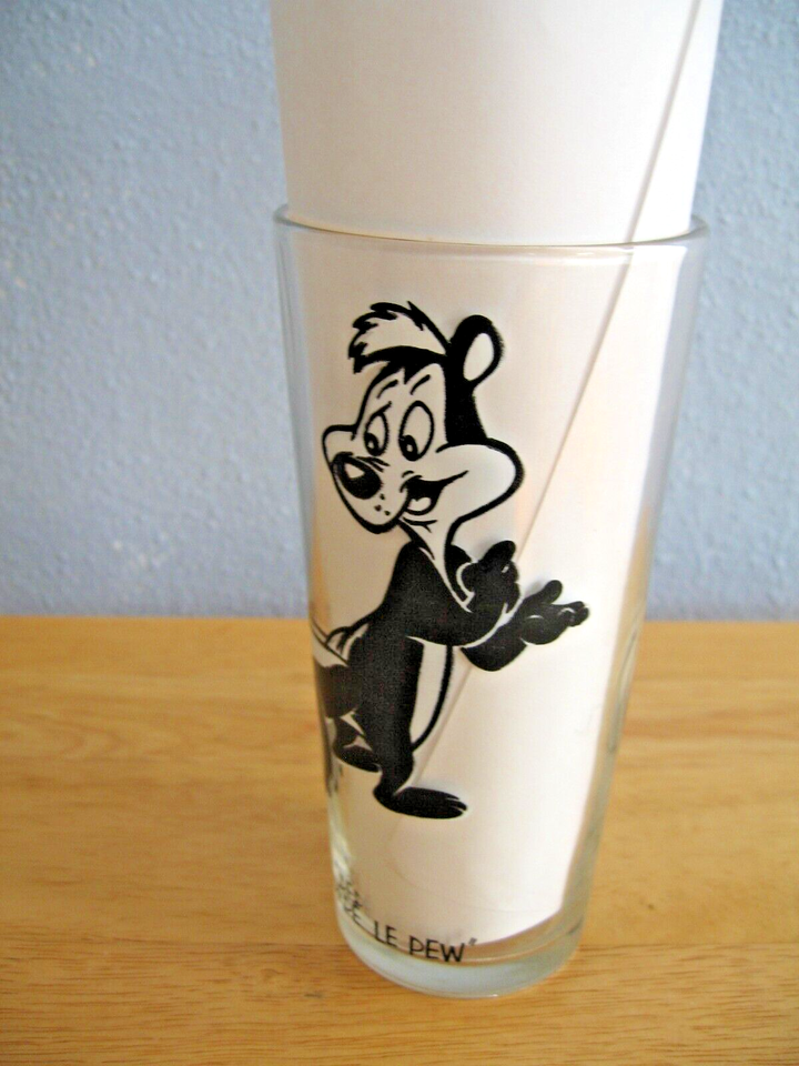 1973 Vintage Pepe Le Pew Pepsi Collector Series Glass Warner Bros ...
