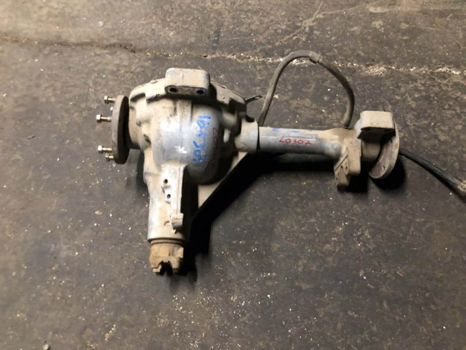 1998-1999 Dodge Durango Front Axle Differential Carrier 3.55 Ratio | eBay