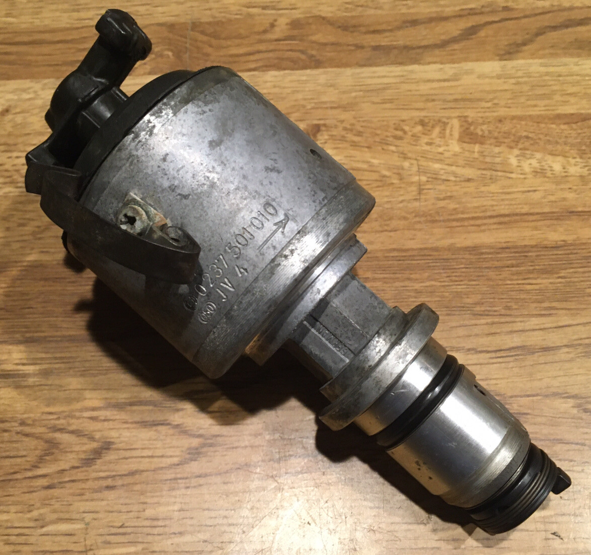 SAAB 900 DISTRIBUTOR ENGINE IGNITION HOUSING SHAFT 2.1 NA OEM BOSCH ...