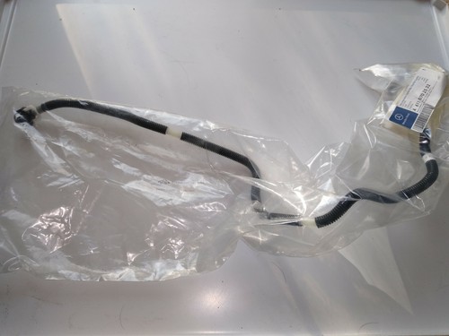 MERCEDES FUEL HOSE 6110702532 (BdRmBA8) GENUINE | eBay