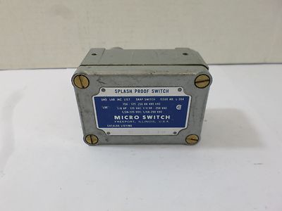 Used MICRO SWITCH OP-AR30 Splash Proof Switch 480 volt 15 amp snap ...