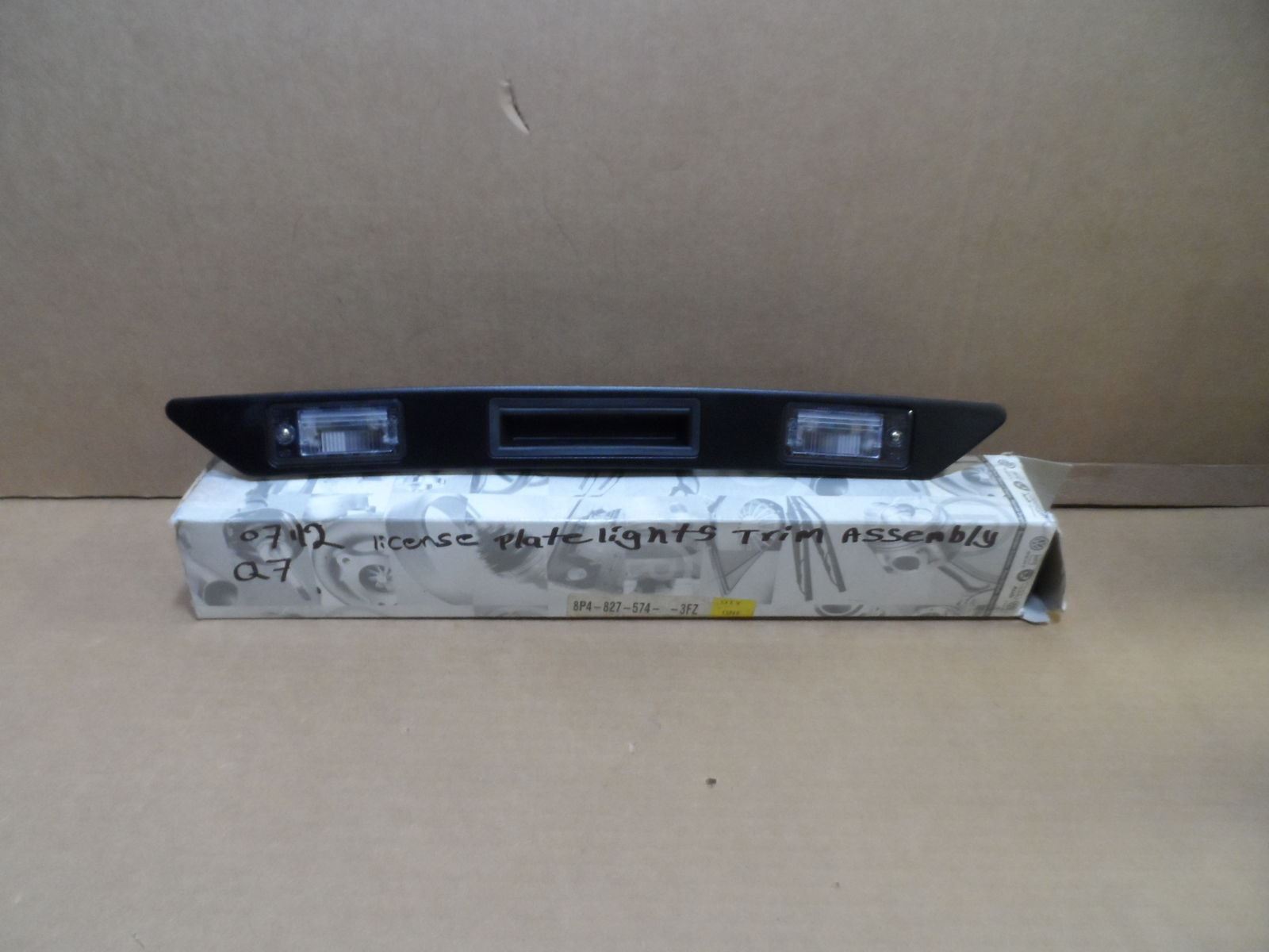07 08 09 10 11 12 Audi Q7 License Plate Lights Used 8P4-827-574 | eBay