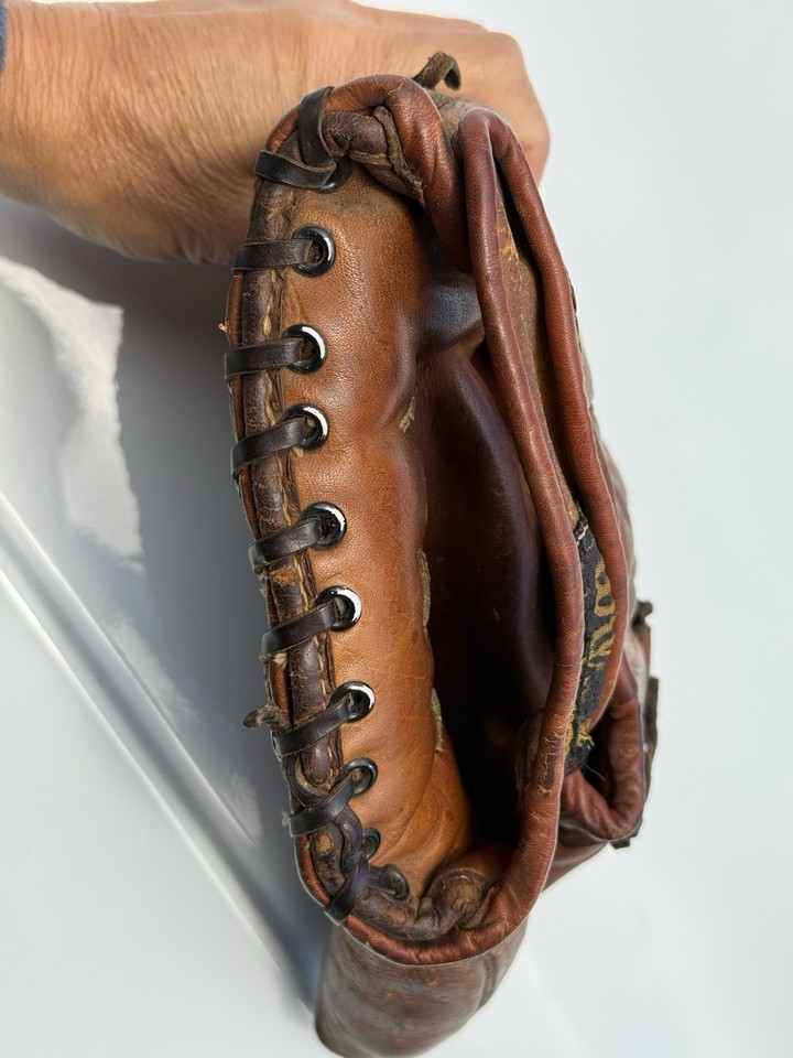 Wilson Ball Hawk 1941 Two Middle Fingers Vintage Baseball Glove | eBay