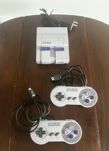 SNES Super Nintendo Classic Mini Console & Two Controllers Tested ...