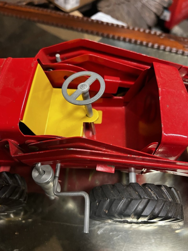 Vintage 1952 Nylint Payloader #1600 Red pressed steel toy presents well ...