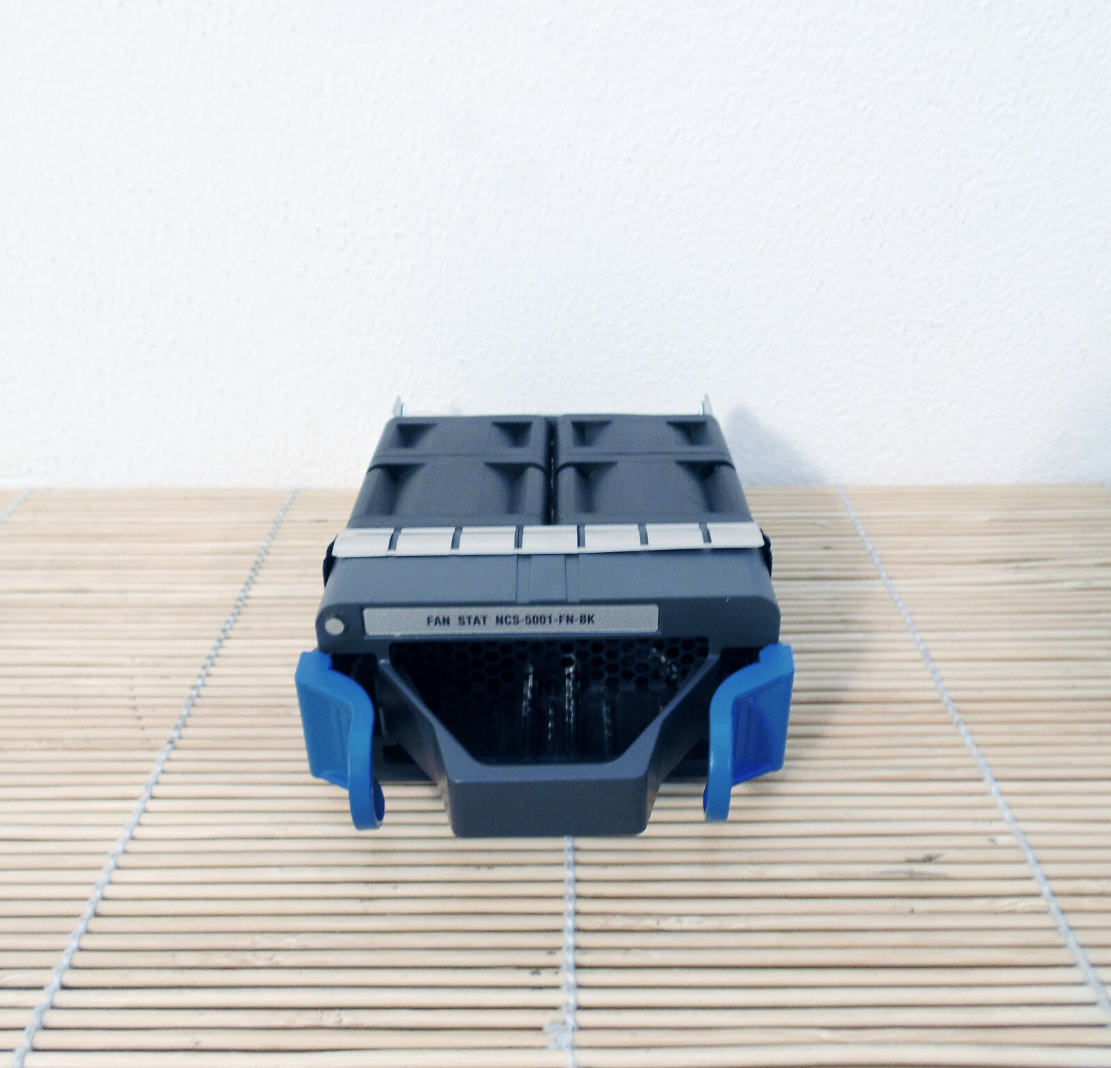 Cisco NCS-5001-FN-BK NCS 5001 Router Fan Back to Front Airflow | eBay.de