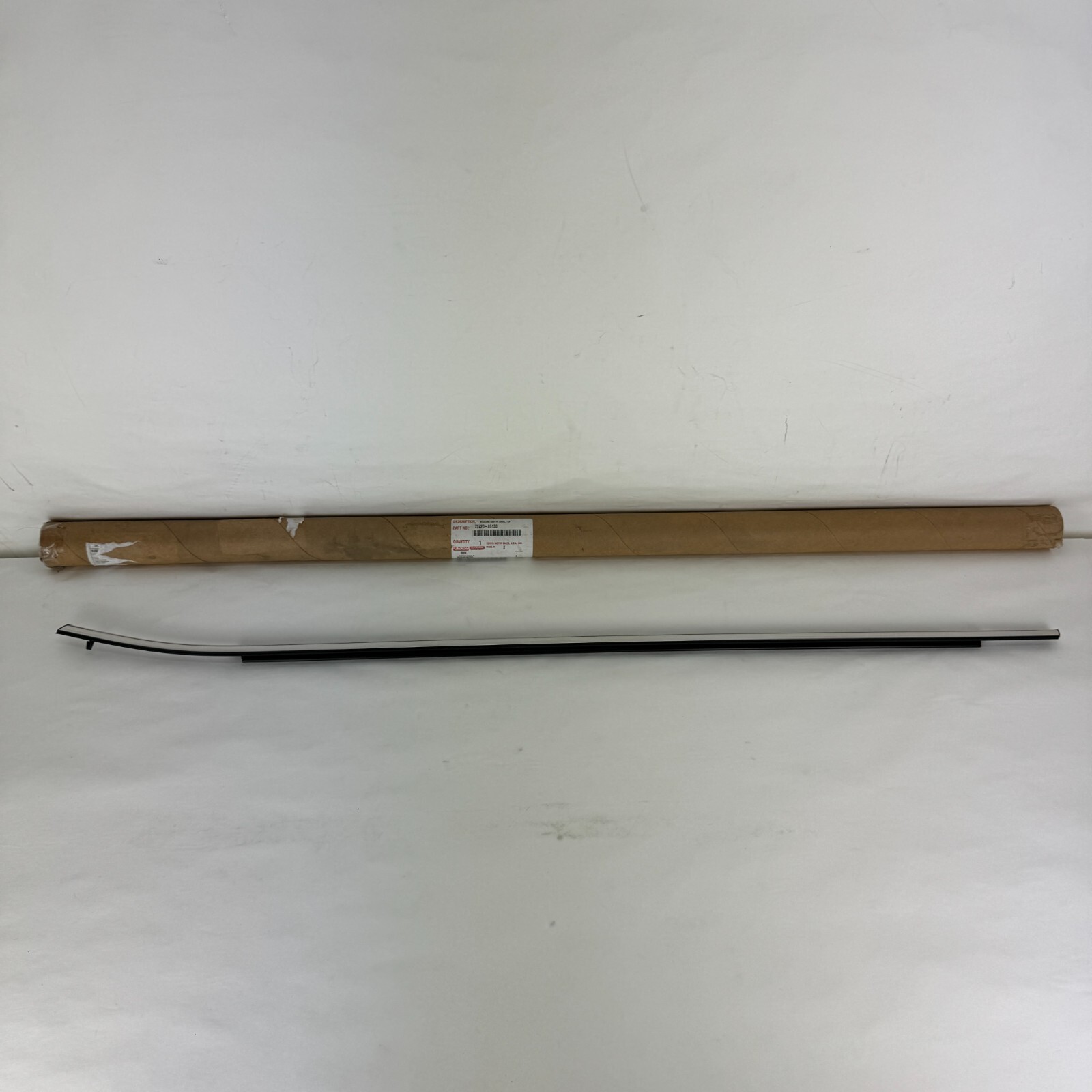 2012 - 2014 Toyota Camry Front Left Door Belt Molding Weatherstrip ...