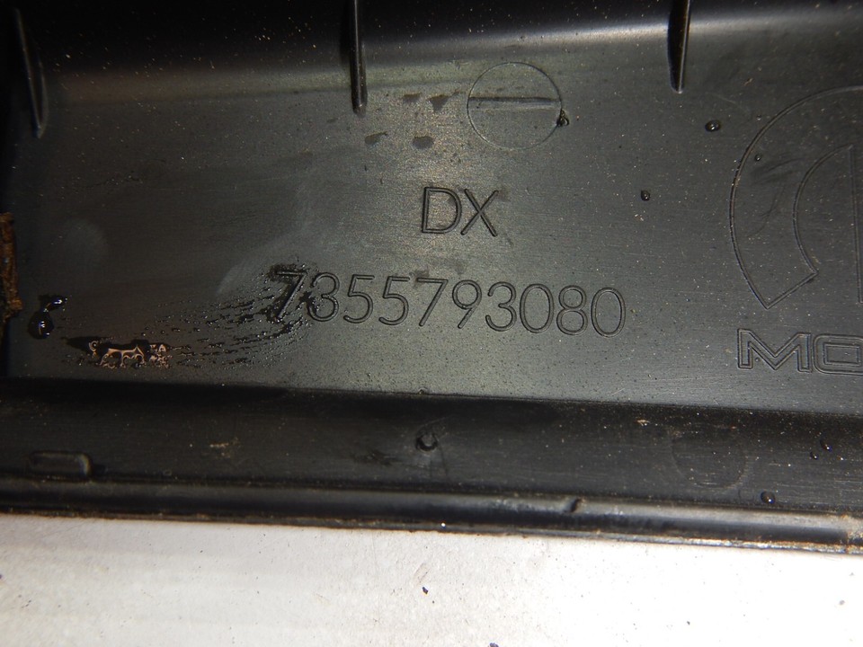 Jeep Renegade 15-18 OEM Mopar Driver Passenger Rear Fender Flare Trim ...