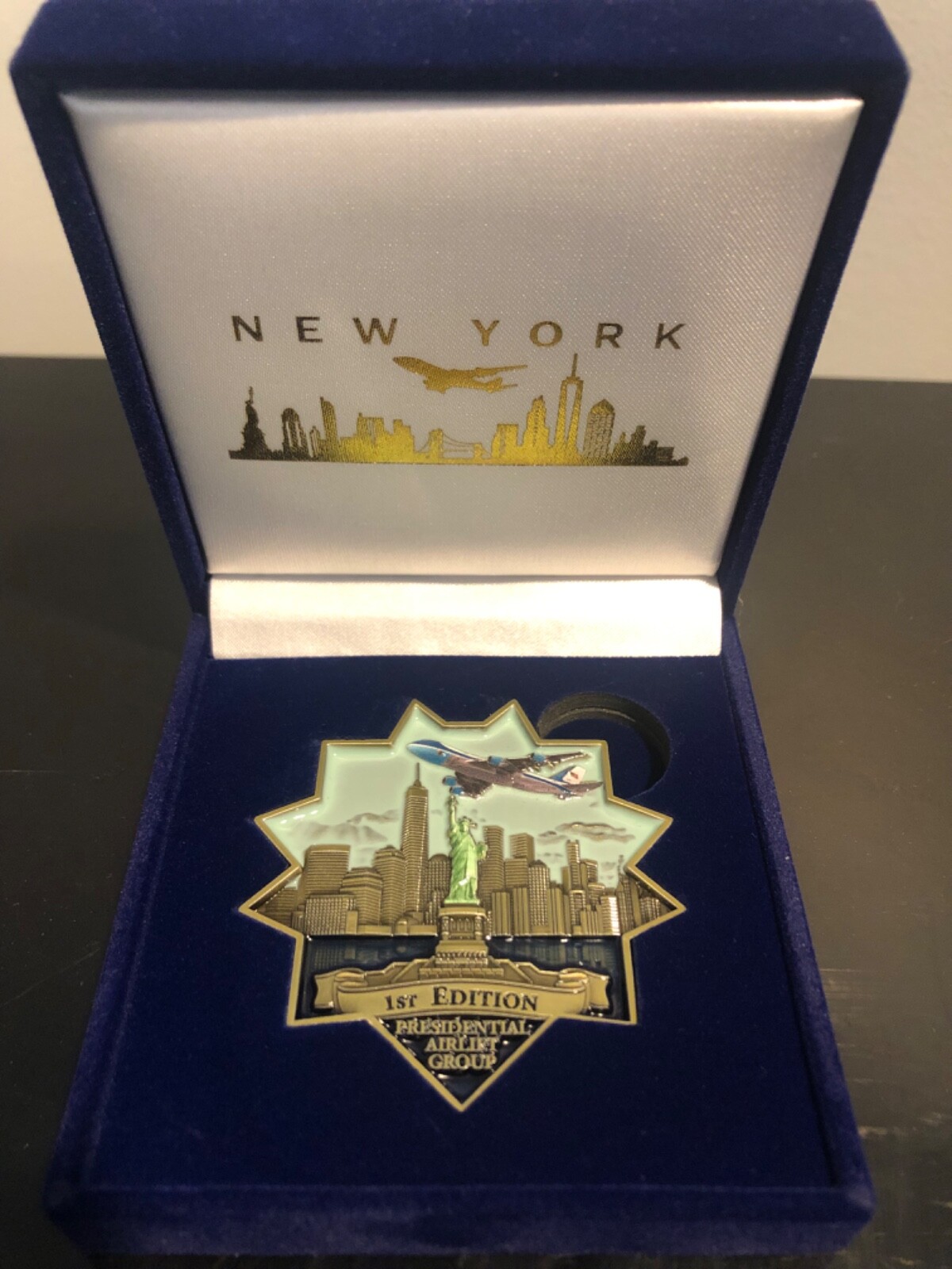 POTUS Air Force One New York Limited 1st Edition Challenge Coin VERY ...