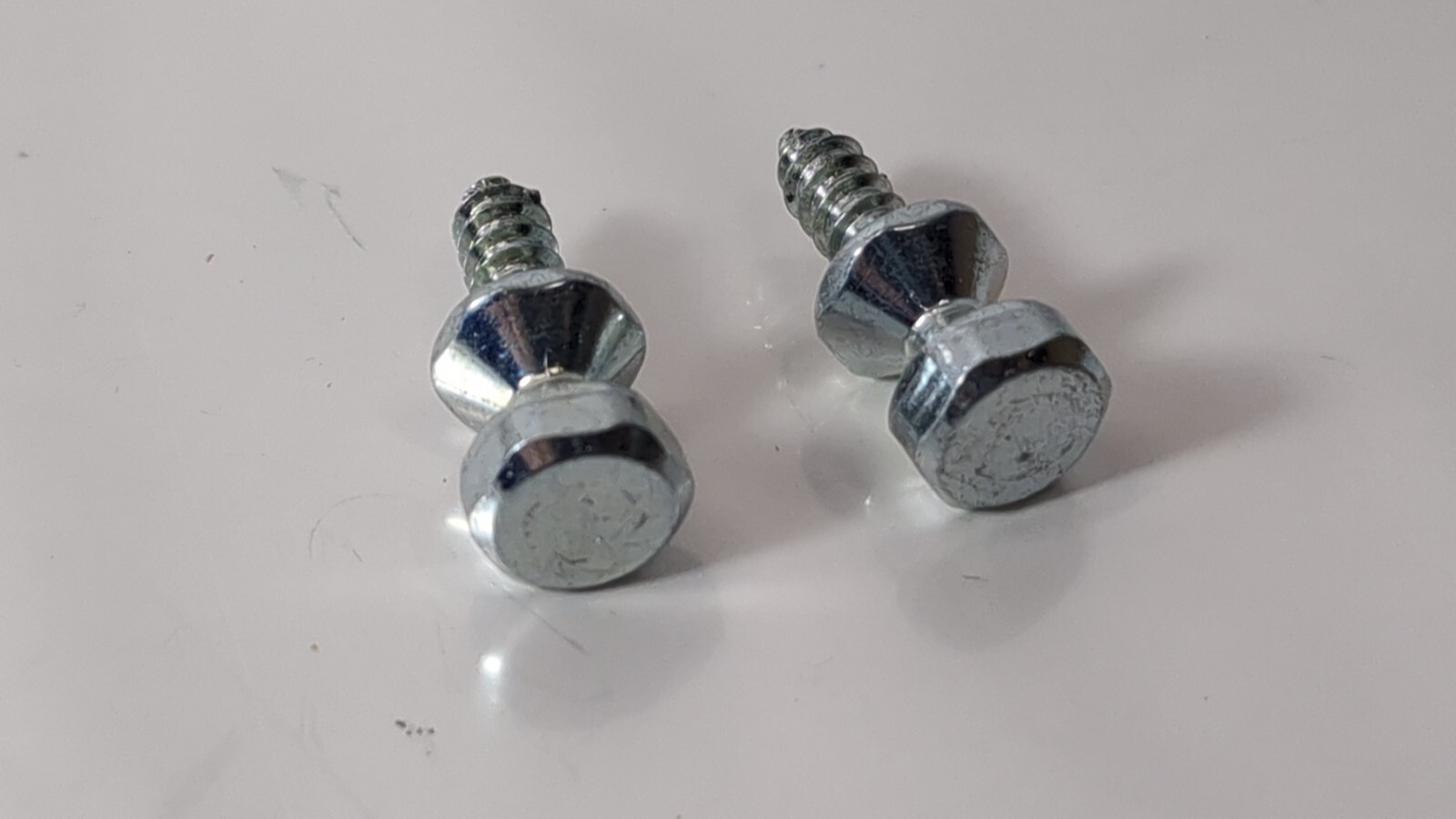 218755504 - OEM FRIGIDAIRE REFRIGERATOR DOOR HANDLE SCREWS LOT OF 2 NEW ...