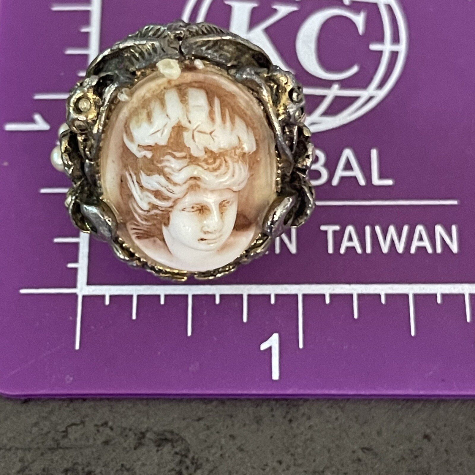 Vintage Chunky High Raised Unique Cameo Ring Pearl Rh… - Gem