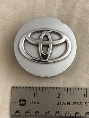 Toyota Camry Venza Sienna Wheel Center Hubcap 62mm Cap OE OEM 42603 ...