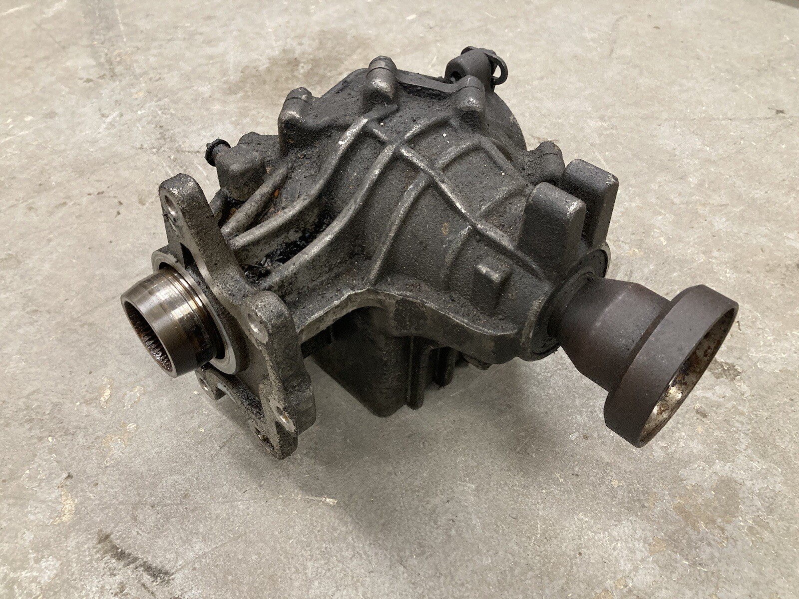 2004-2007 Volvo S60R V70R Differential Angle Gear AWD Manual 01023739 ...