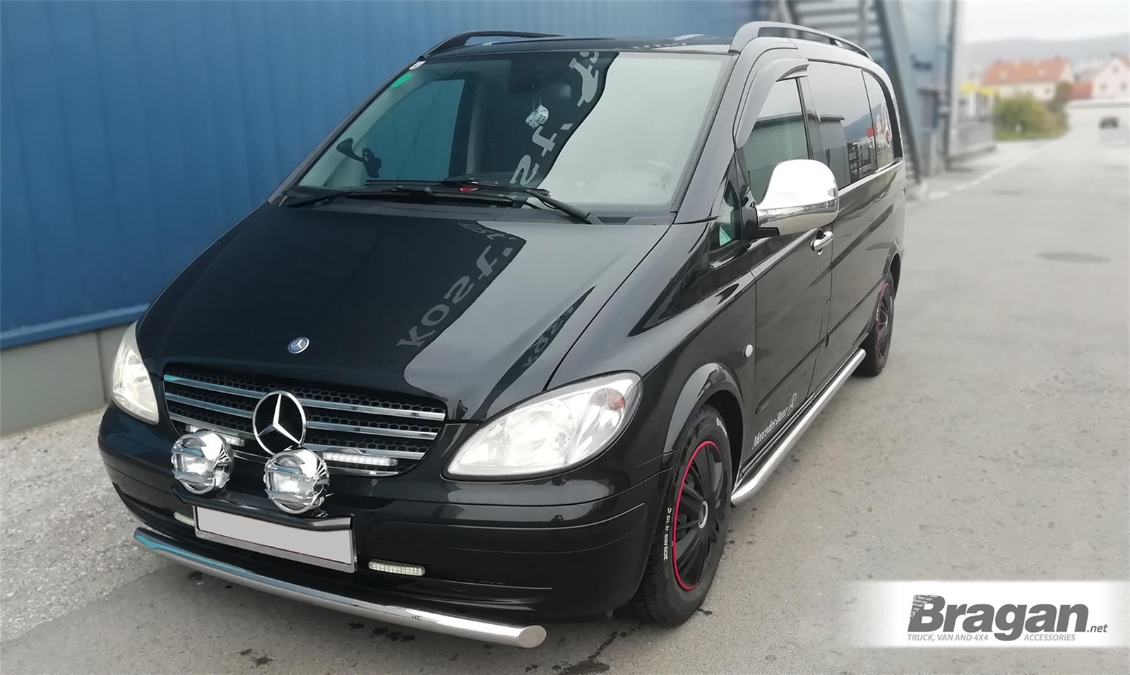 Number Plate Bar + Chrome Spots x2 To Fit Peugeot Expert Traveller 2016 ...