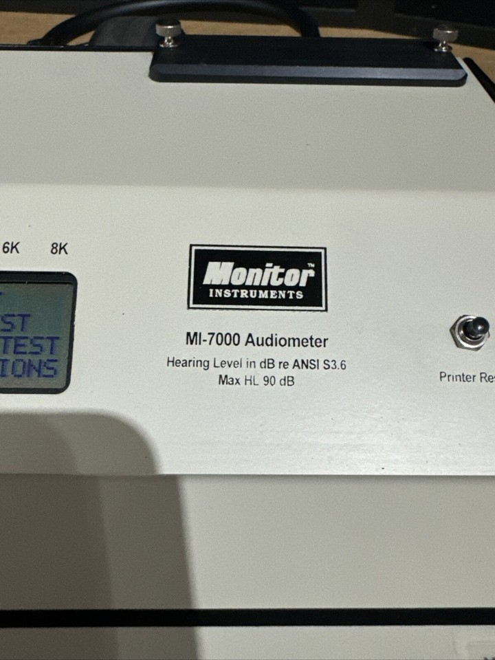 Monitor Instruments MI7000 Audiometer & BIO Acoustic Ear With Power ...