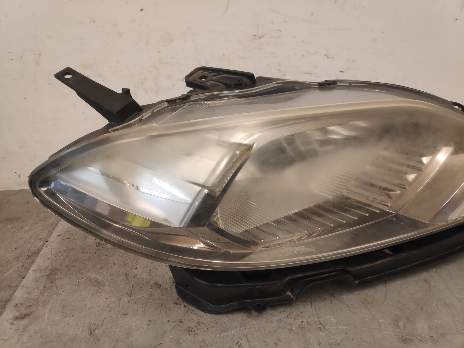 HONDA FR-V FRV 2009+ OSF HEADLIGHT HEADLAMP DRIVER SIDE FRONT RIGHT ...