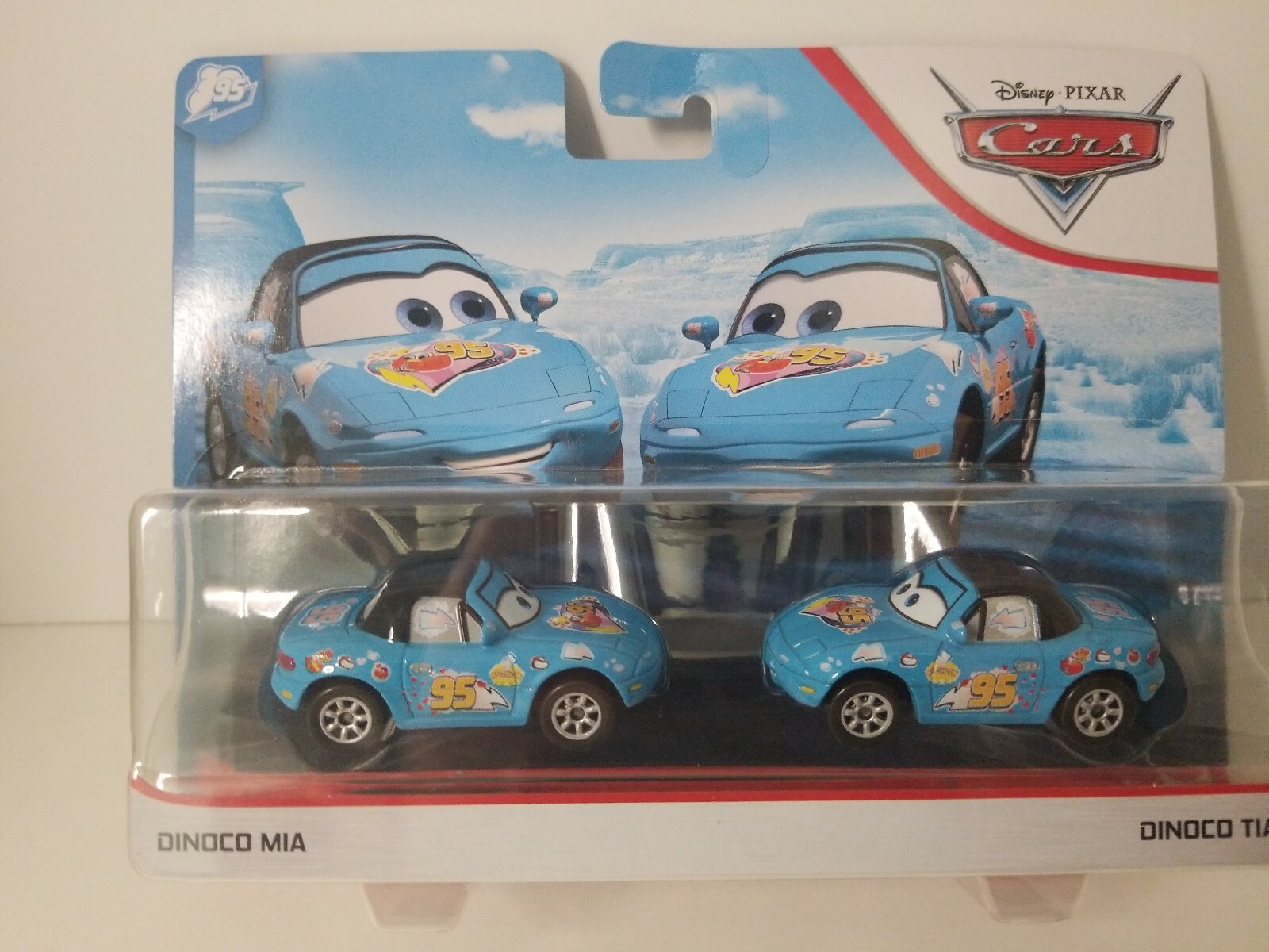 Mattel DISNEY PIXAR CARS 2019 DINOCO DAYDREAM BLUE DINOCO MIA AND ...