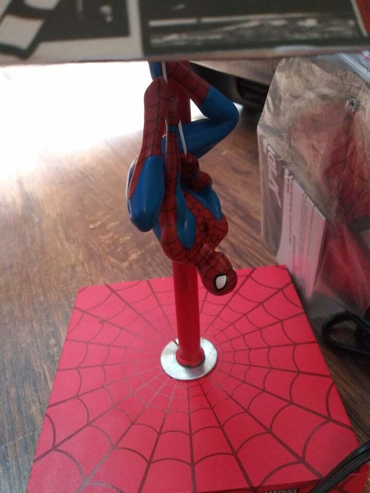 UKONIC MARVEL SPIDER-MAN COMIC LAMP SPIDER-MAN PULL CHAIN TABLE LAMP ...