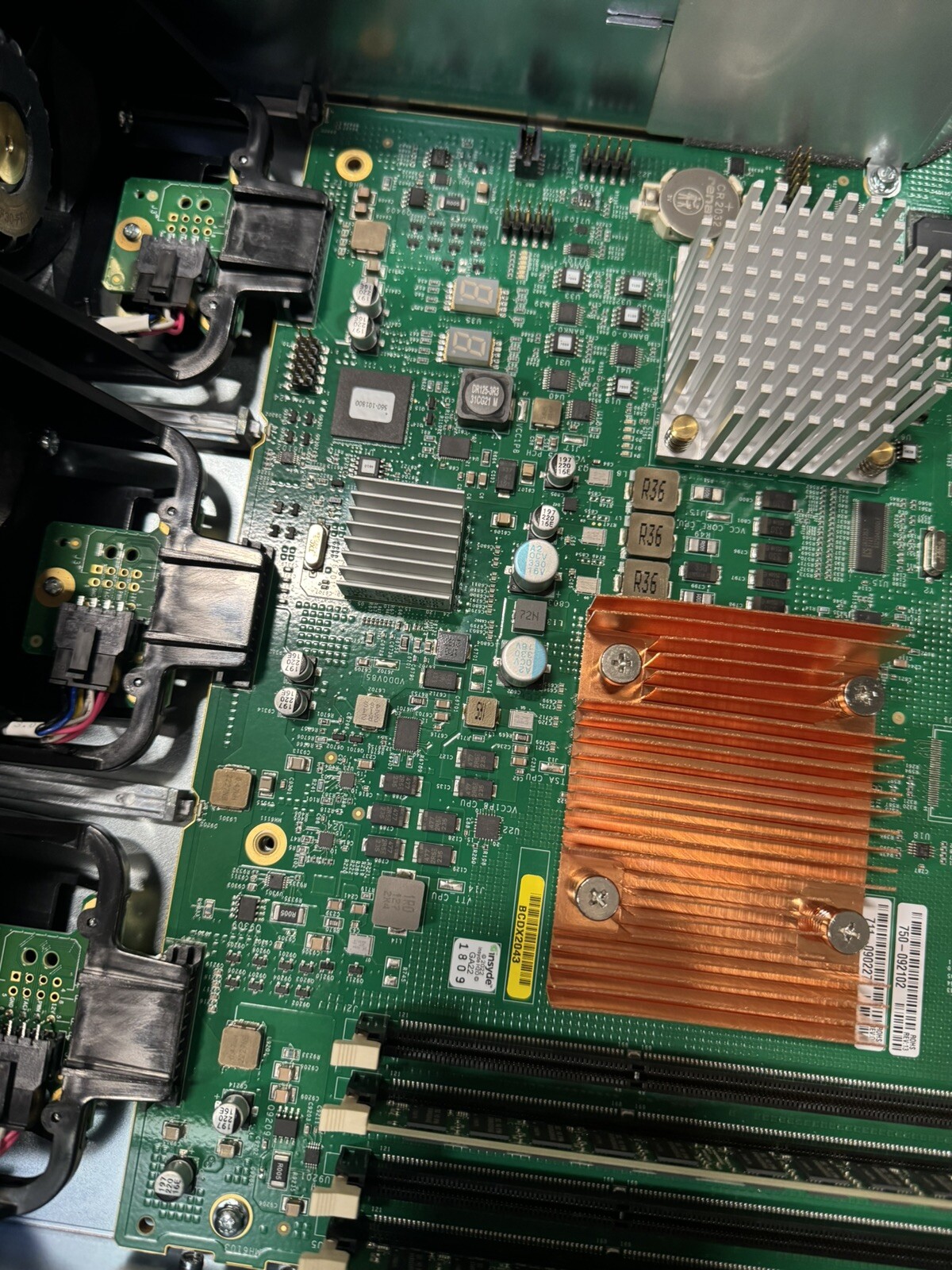 Juniper QFX10002-36Q 36-Port 40G QSFP+/ 12-port 100G QSFP28 **Read ...