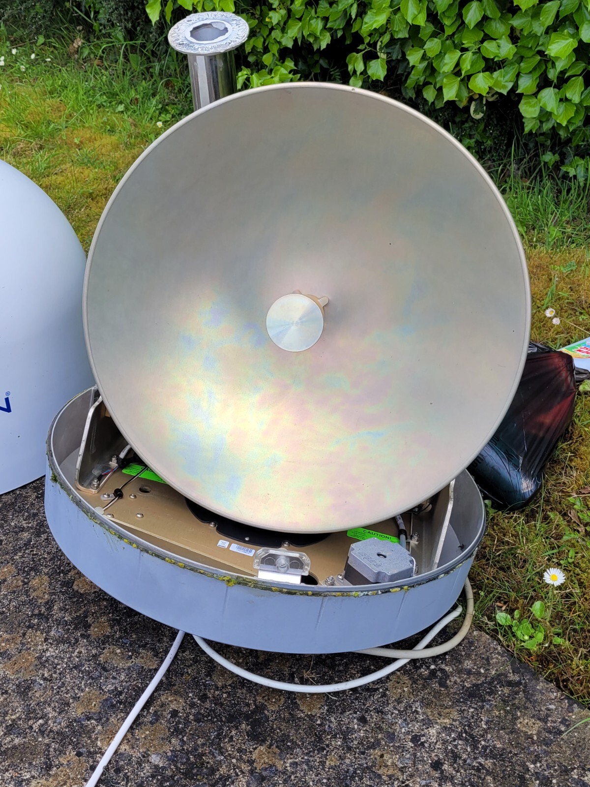 KVH Tracvision M5 | eBay