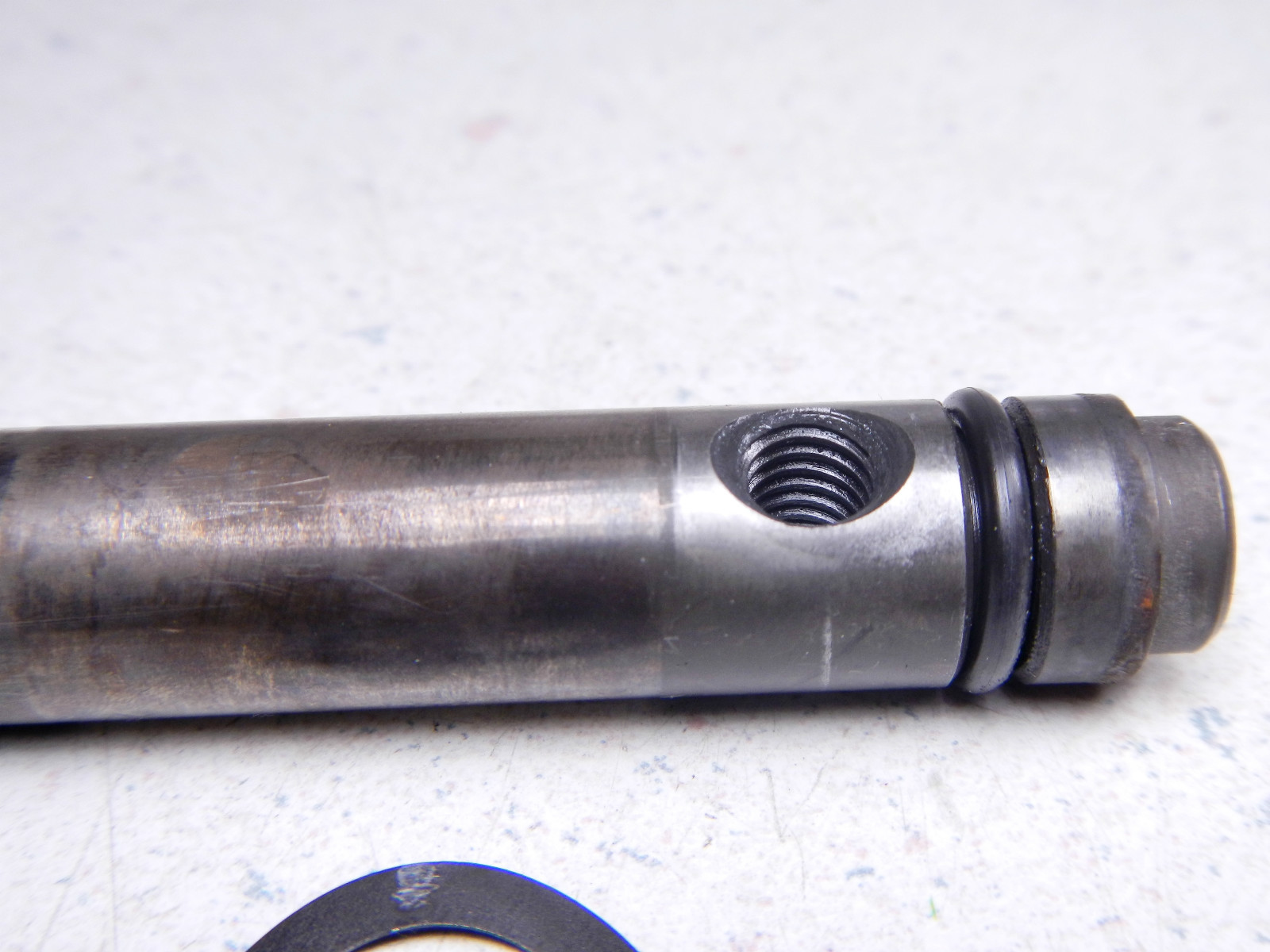 84 SUZUKI LT185 QUADRUNNER 2X4 INTAKE/EXHAUST VALVE ROCKER ARM SHAFT ...