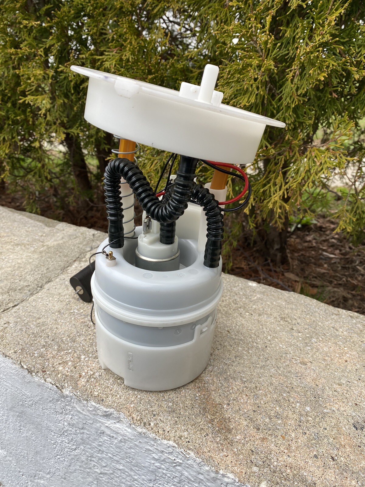 11-16 Mini Copper S Fuel Pump Assembly - Pierburg 16119810569 | eBay