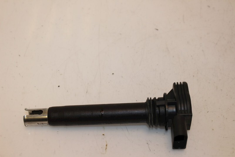 PEN IGNITION COIL 2011 06H905115A / 0221604113 | eBay
