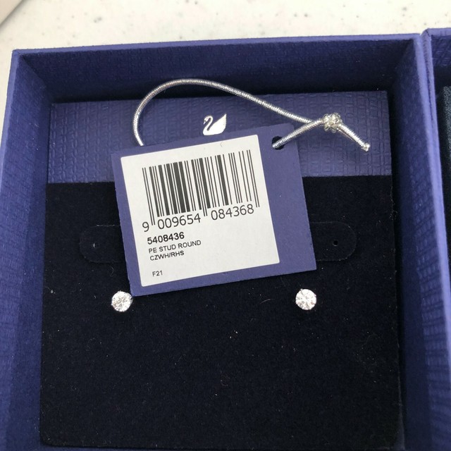 Stud Earrings Swarovski Women's Attract Round White and Original ...