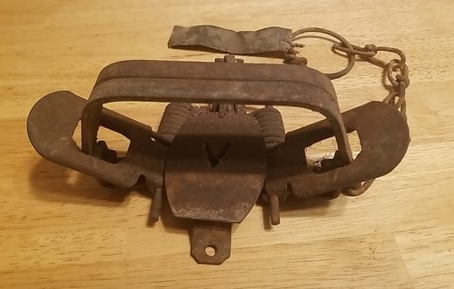 Vintage Victor Animal Trap No.2 Coil Spring Trap - Reg Pat US Off ...