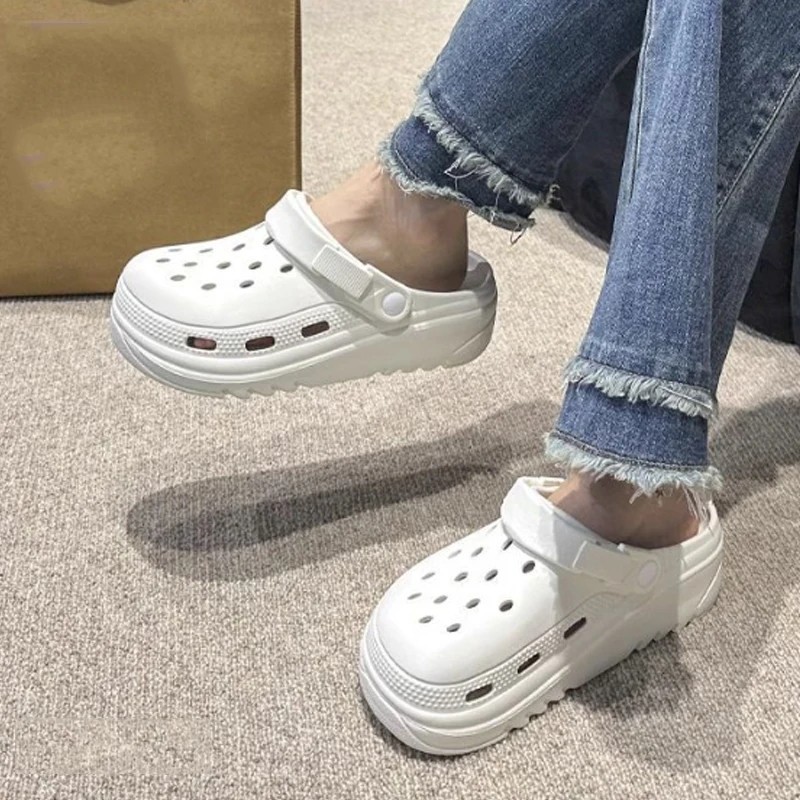 UK Crocs Classic Sandal Clogs Lightweight Beach Slip Shoes Slipper Size ...