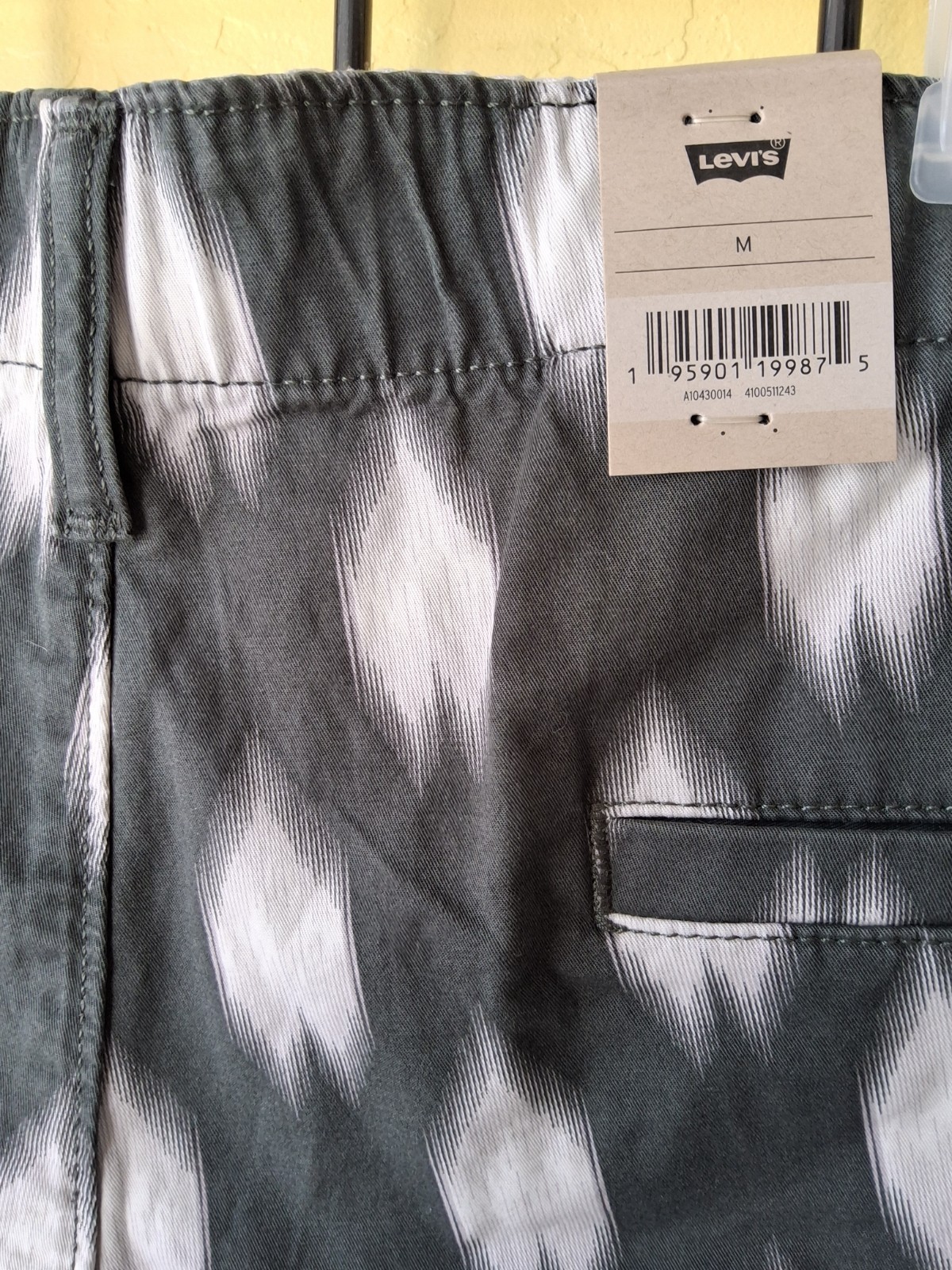 Levi's XX CHINO EZ Men's Black and White Stretch Shorts SIZE M New with ...
